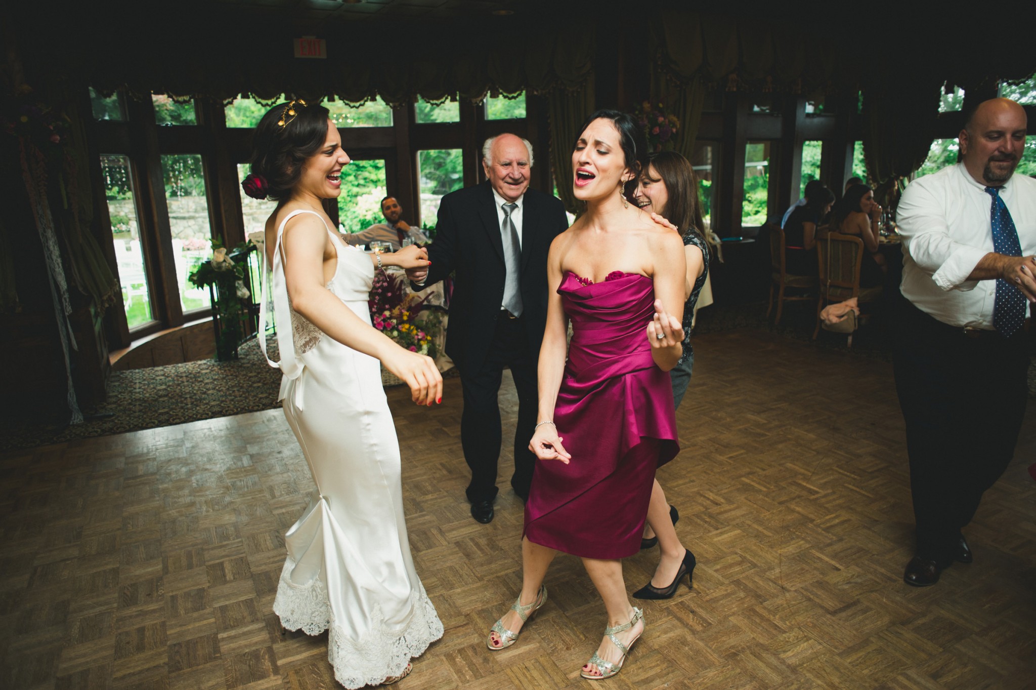 Le Chateau South Salem Wedding | Michaela + Lawrence | VO Photographers ...